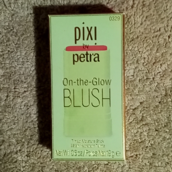 Pixi | Makeup | Pixi Blush In Ruby Fluer Juicy 3 Total | Poshmark